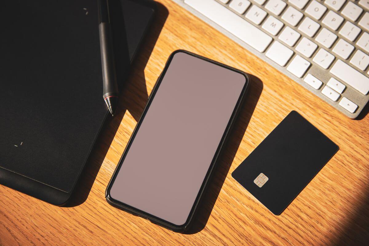Which Business Cell Phone Plans Are Worth It in 2026?